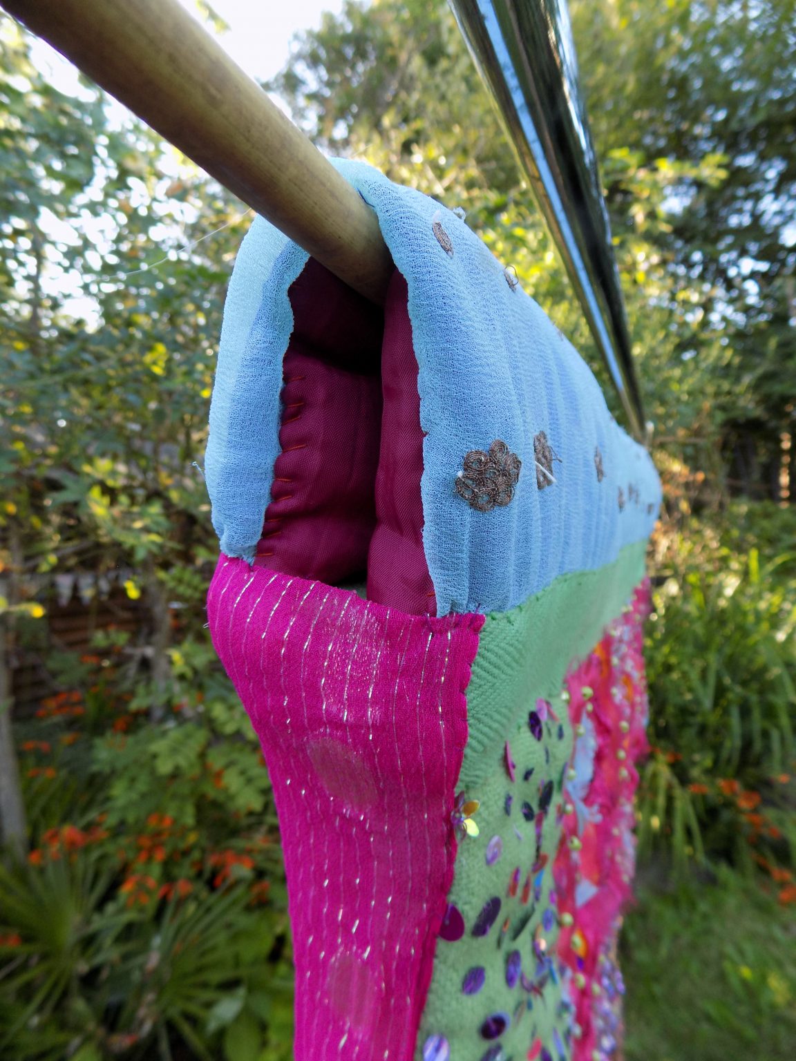 How To Create A Hanging Sleeve | Textile Art | Mr X Stitch