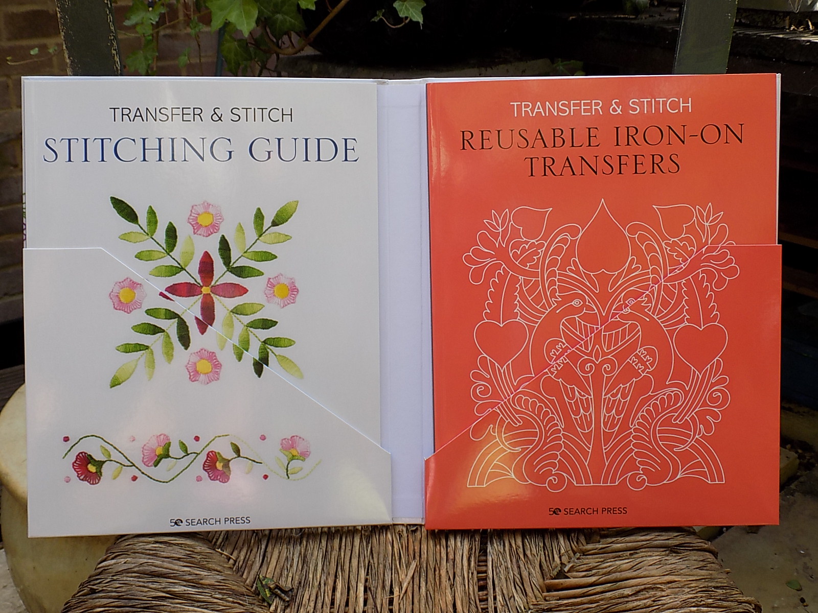 Transfer And Stitch: 140 Beautiful Designs To Embroider | Textile Art ...