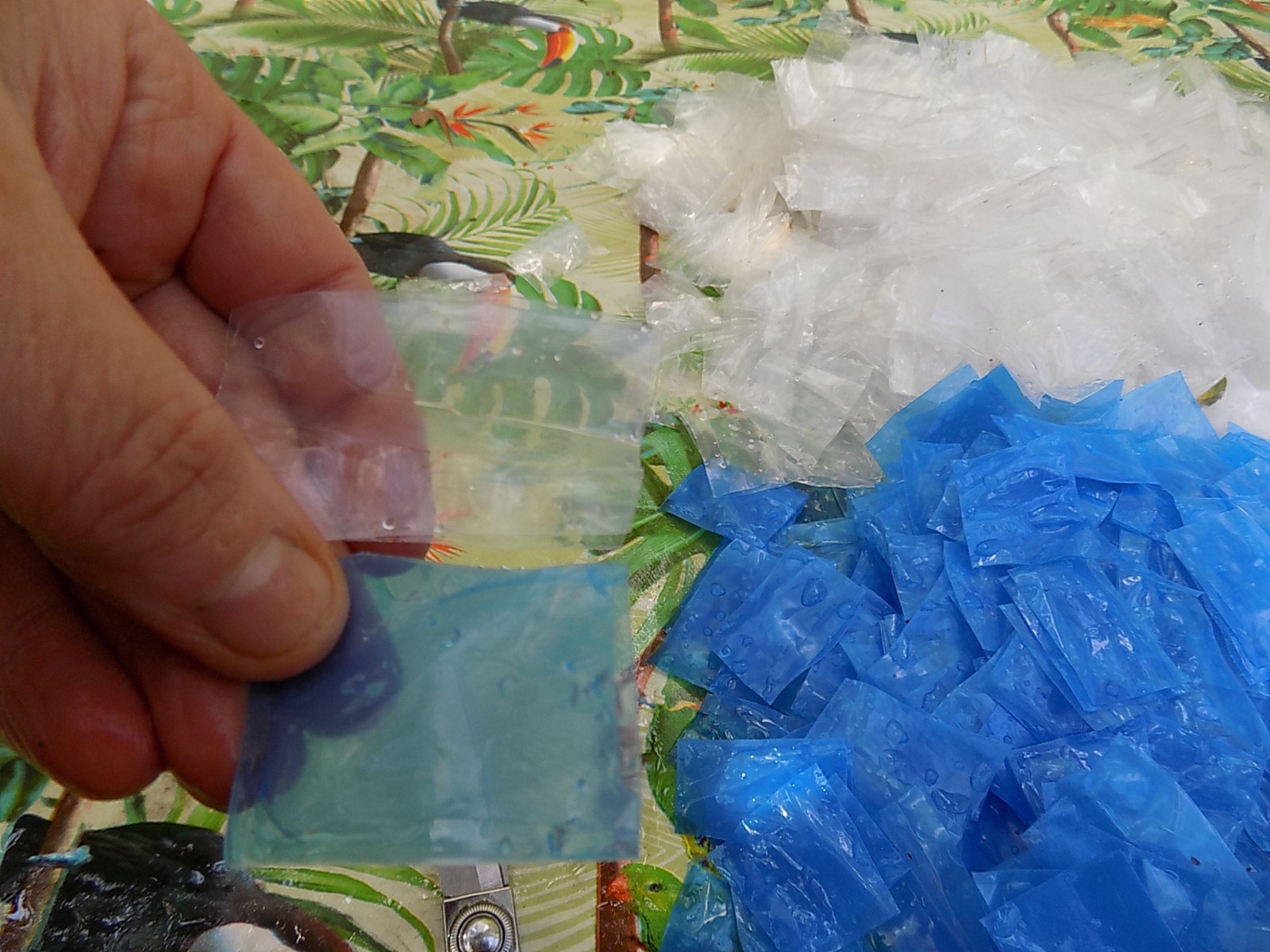 Making Plastic Garlands From Freezer Bags | Textile Art | Mr X Stitch