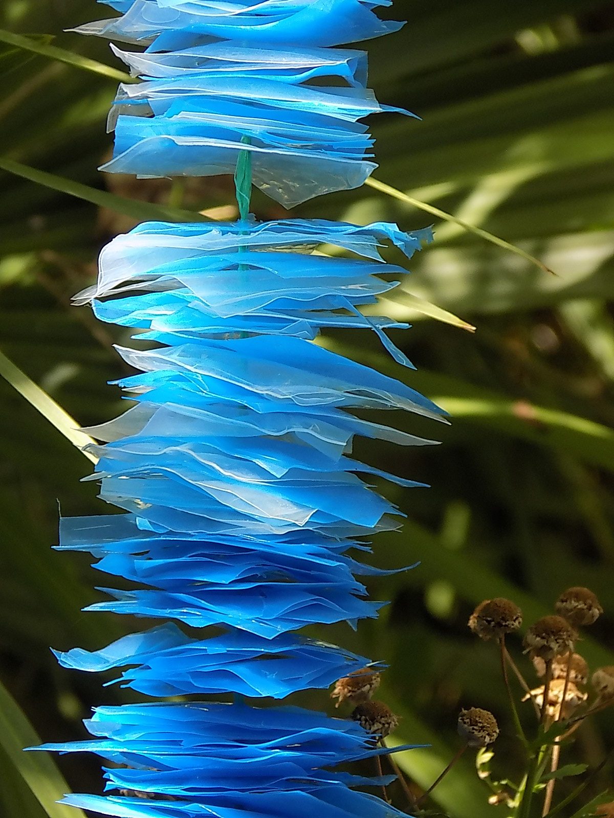 Making Plastic Garlands From Freezer Bags | Textile Art | Mr X Stitch