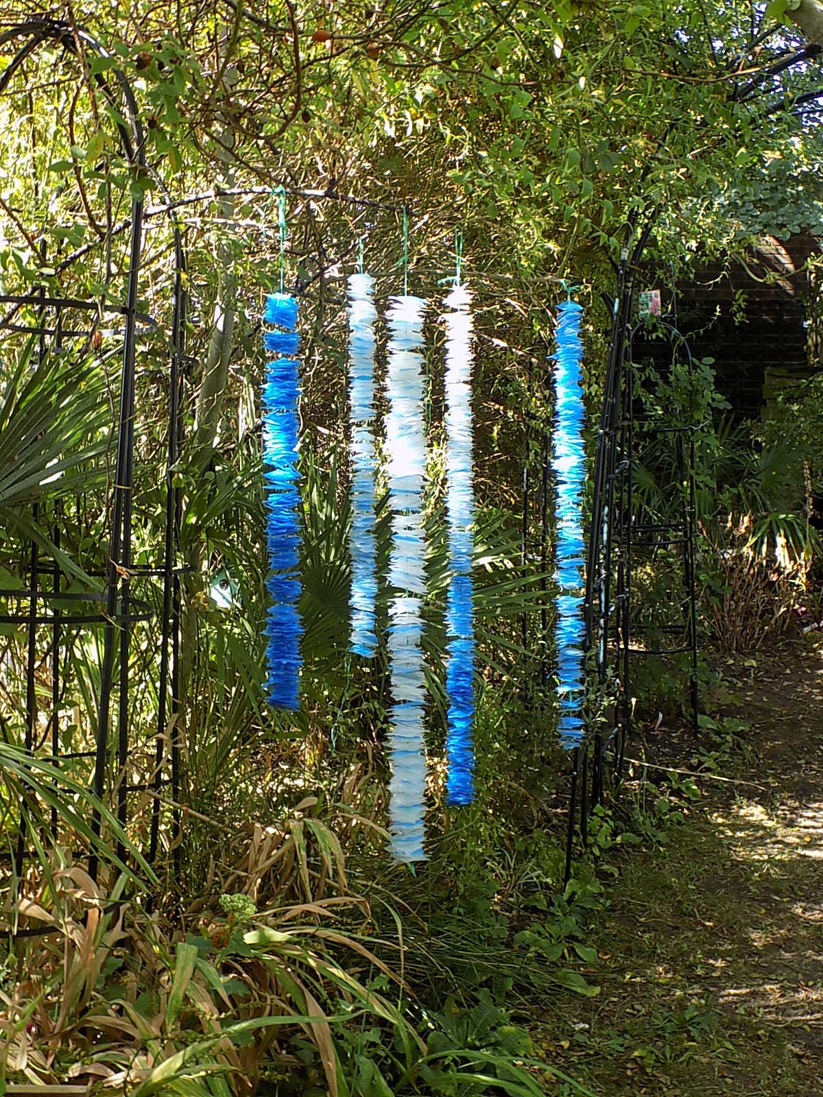 Making Plastic Garlands From Freezer Bags | Textile Art | Mr X Stitch